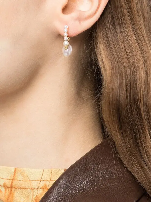 DOWER & HALL Timeless Pearl Hoop Earrings Set