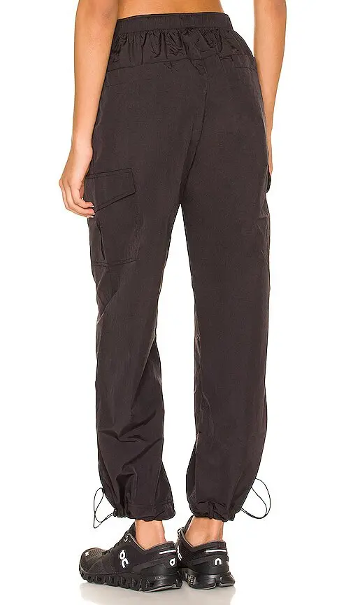 Onzie Parachute Cargo Pant