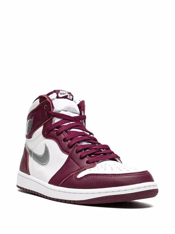 JORDAN Air 1 Retro High Sneakers - Red