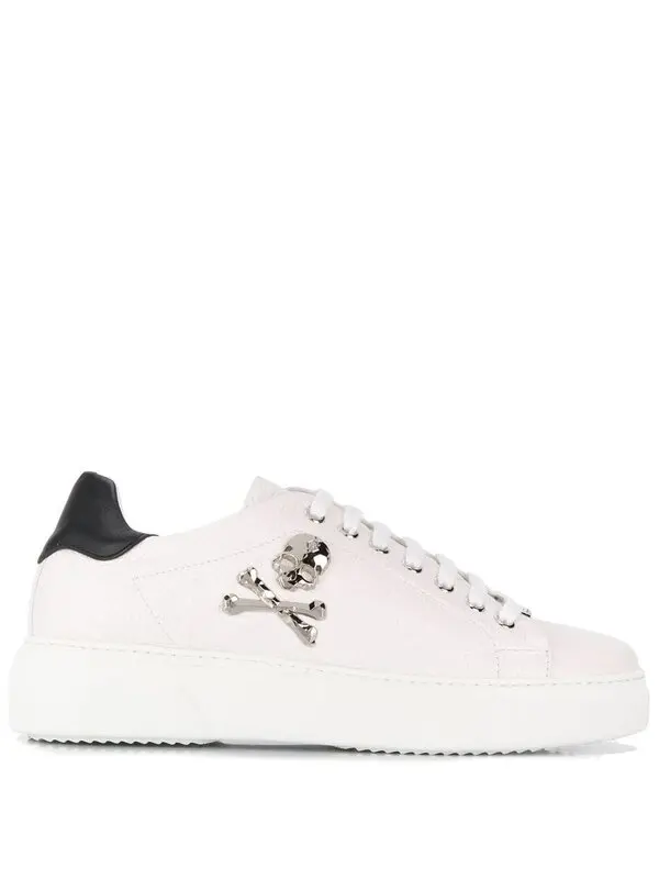 Philipp Plein Skull Detail Low Top Sneakers In White - 30  display picture 1