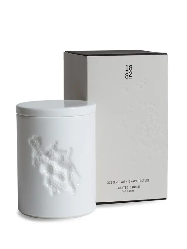 1882 LTD Dissolve Embossed Candle