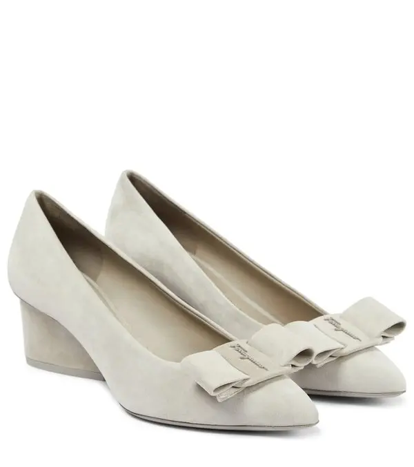 Ferragamo Viva 55 Suede Pumps In Grey - 30% Off | Editorialist
