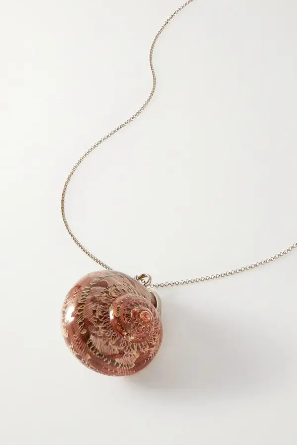 Chloé Tone Shell Necklace