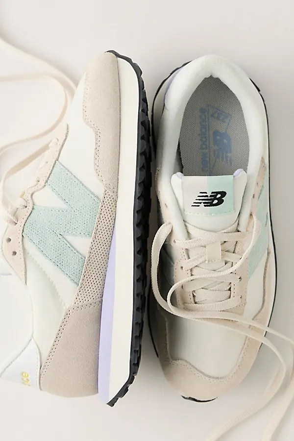NEW BALANCE 237 Lace-up Sneakers - White