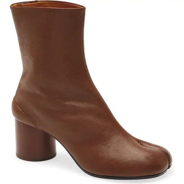 MAISON MARGIELA Tabi Leather Boots - Warm Coffee