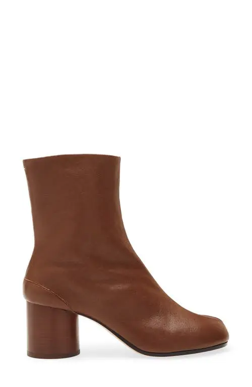 MAISON MARGIELA Tabi Leather Boots - Warm Coffee