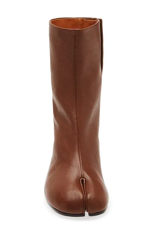 MAISON MARGIELA Tabi Leather Boots - Warm Coffee