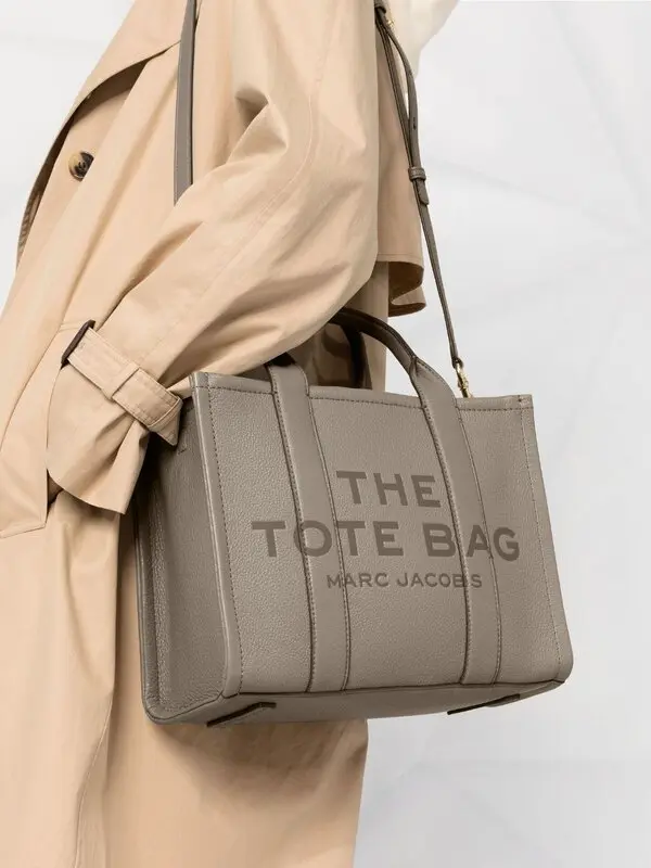 Marc Jacobs Medium Grained Leather Tote Bag - Brown