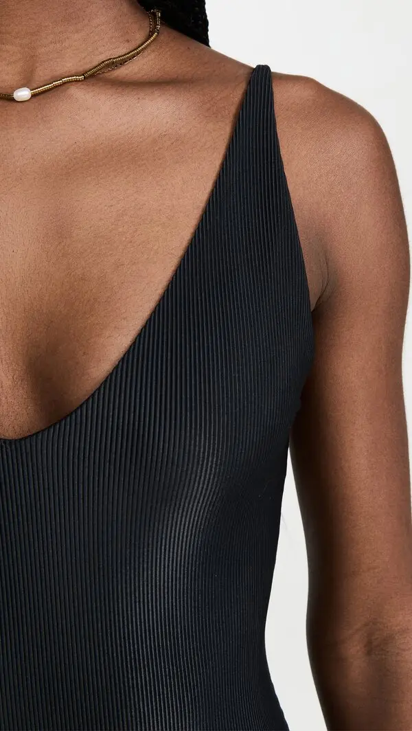 Beach Riot Reese Piece One Piece - Black