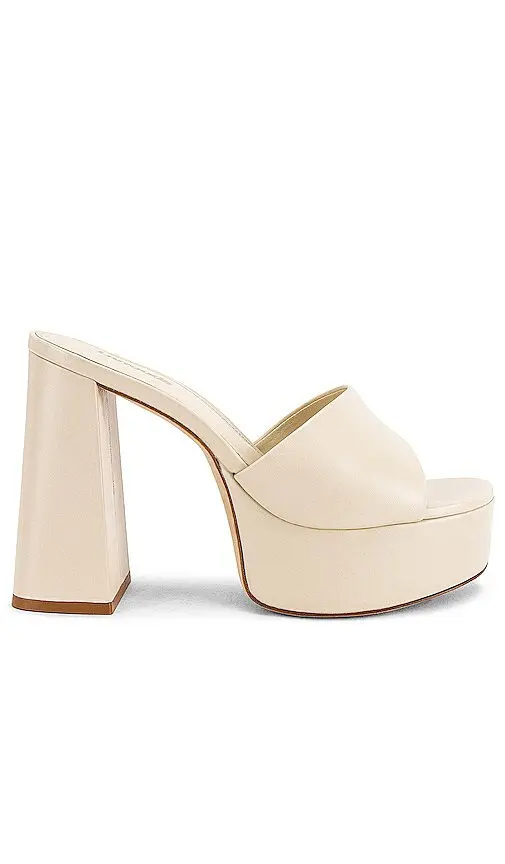 Larroude Dolly Mule - Ivory