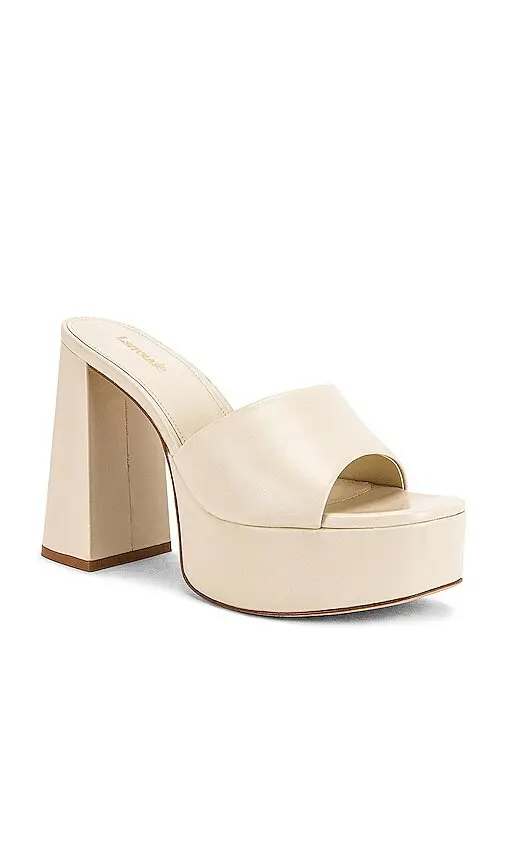 Larroude Dolly Mule - Ivory