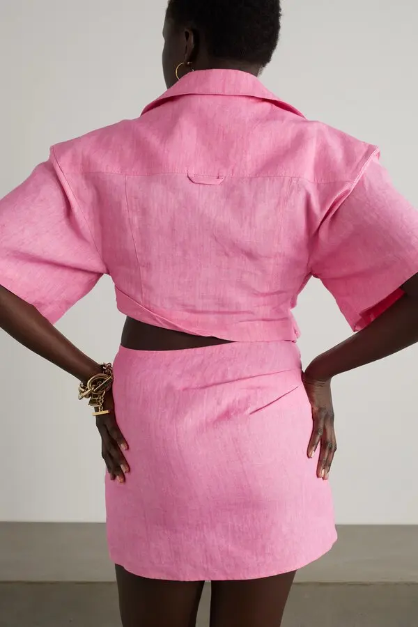 Jacquemus Capri Asymmetric Cropped Linen Shirt In Pink - 70% Off