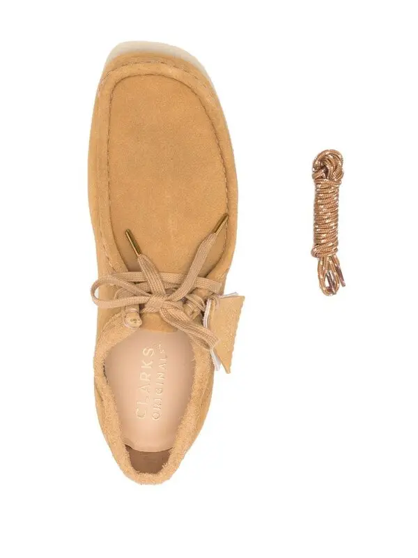 Clarks Lace-up Derby Shoes - Neutrals