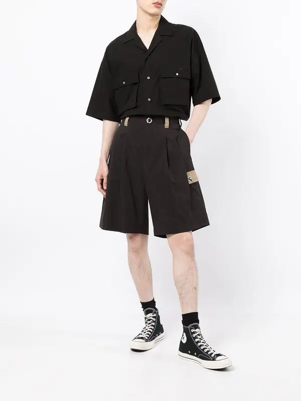 PORTS V Pleated Knee-length Shorts