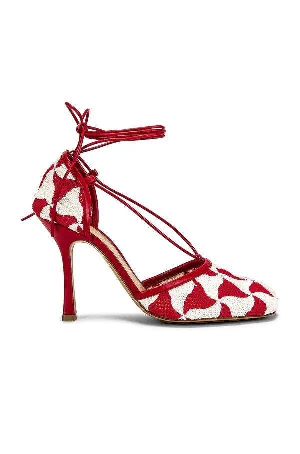 Bottega Veneta Stretch Lace Up Sandals - String & Scarlet