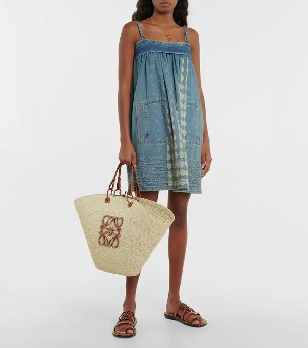 Loewe Anagram Tote - Beige