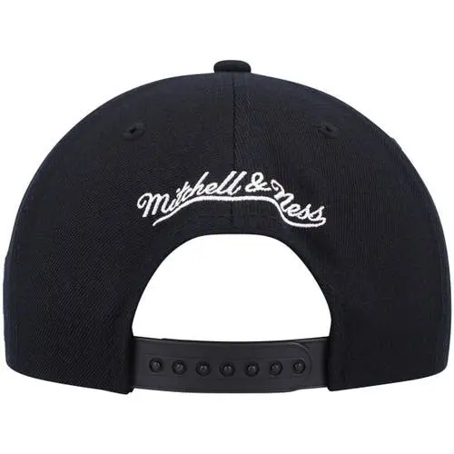 Mitchell & Ness Philadelphia 76ers Hardwood Classics Script 2.0 Snapback Hat