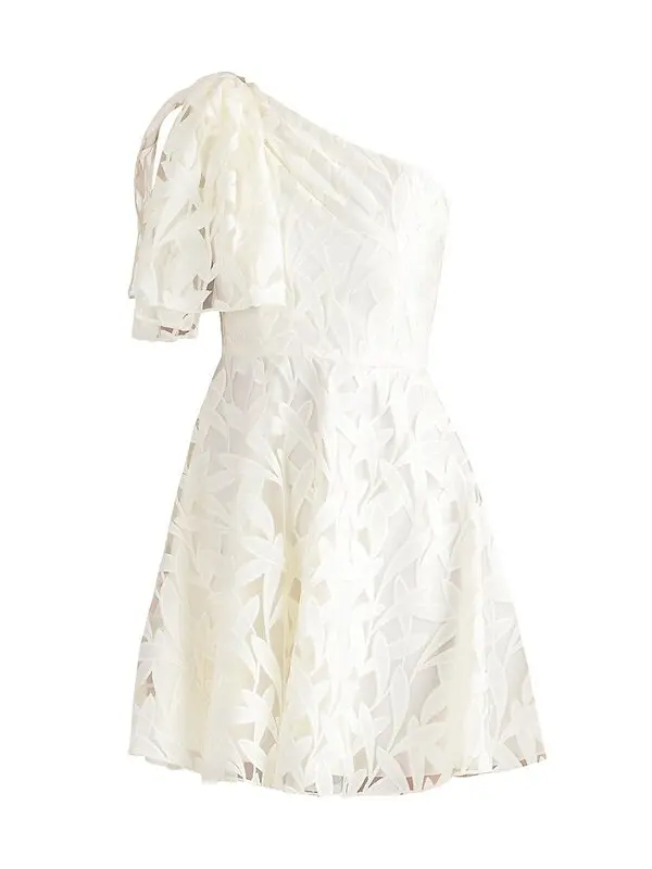 carolina herrera short wedding dresses From the Runway: Carolina Herrera Fall 2014 Bridal Collection