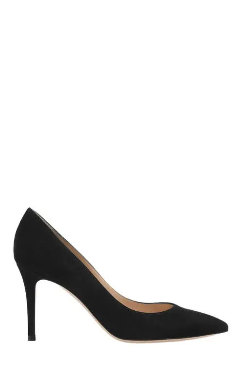 GIANVITO ROSSI Pointed-toe Pumps - Black