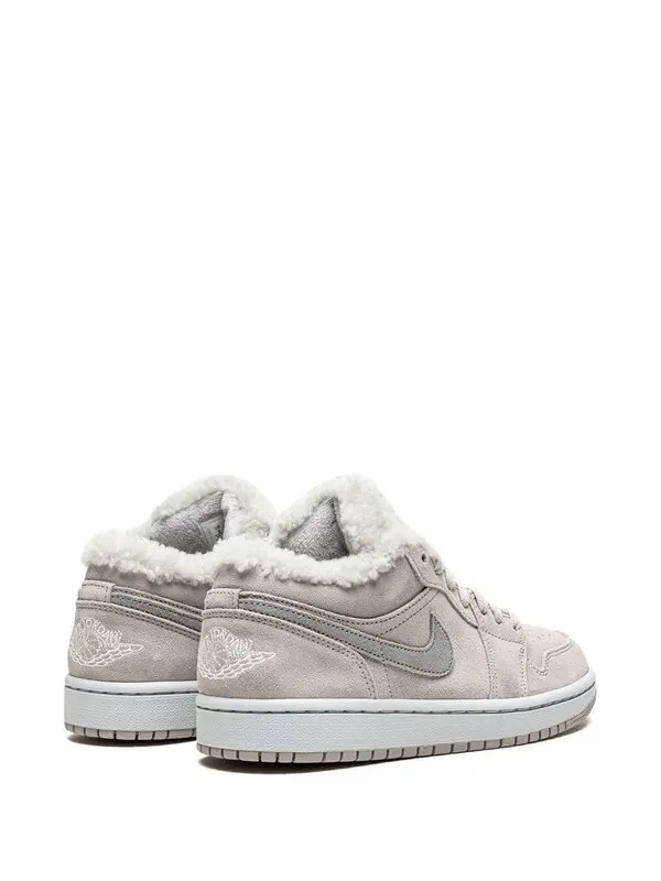 JORDAN Air 1 Low Se Sherpa Fleece Sneakers