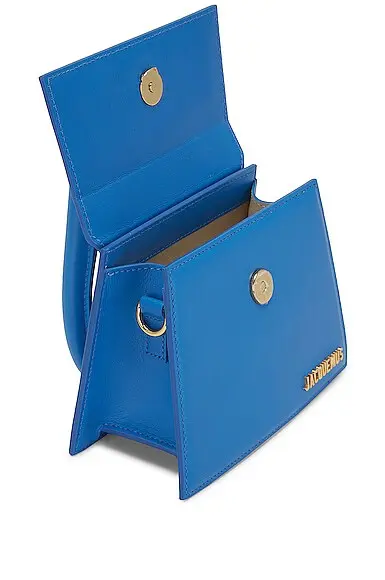 Jacquemus Le Chiquito Moyen Bag
