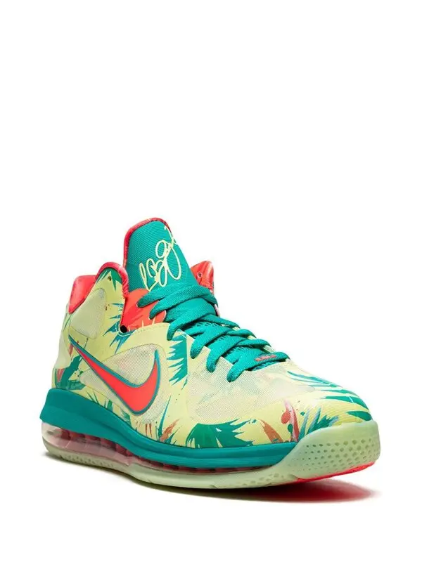 Nike Lebron Low Lebronald Palmer Sneakers