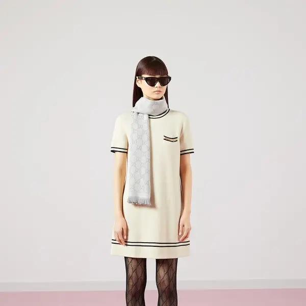 Gucci Gg Wool Scarf - Grey
