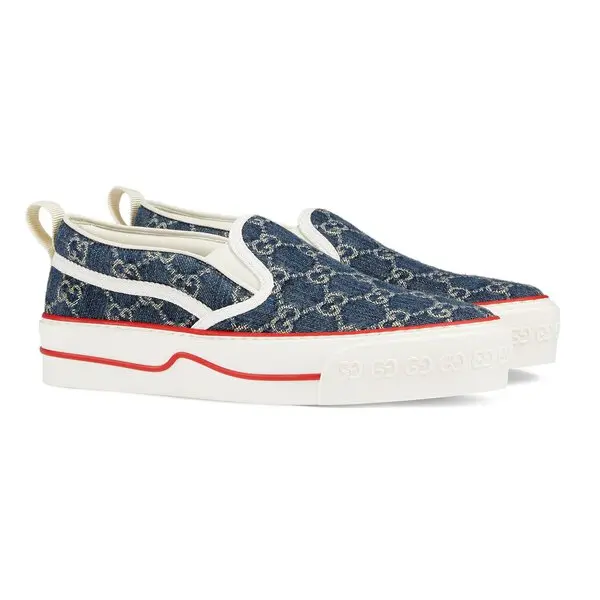 The 13 Best Gucci Sneakers: Embossed, Tennis 1977, Run, and More display picture 1
