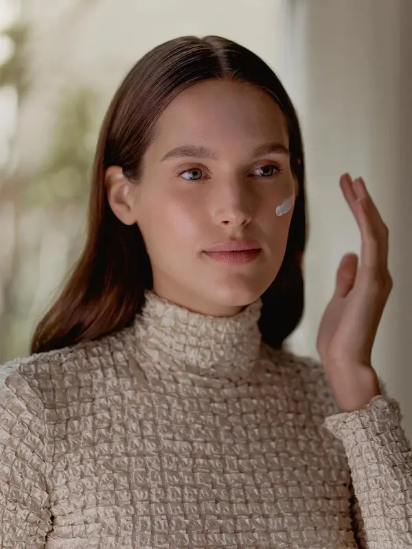 Sisley All Day All Year Essential Anti-aging Protection