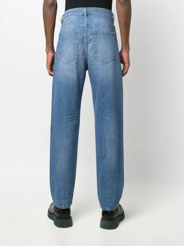 DIESEL® D-viker Straight-leg Jeans