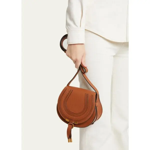 Chloé Marcie Small Crossbody Bag In Grained Calfskin - Tan