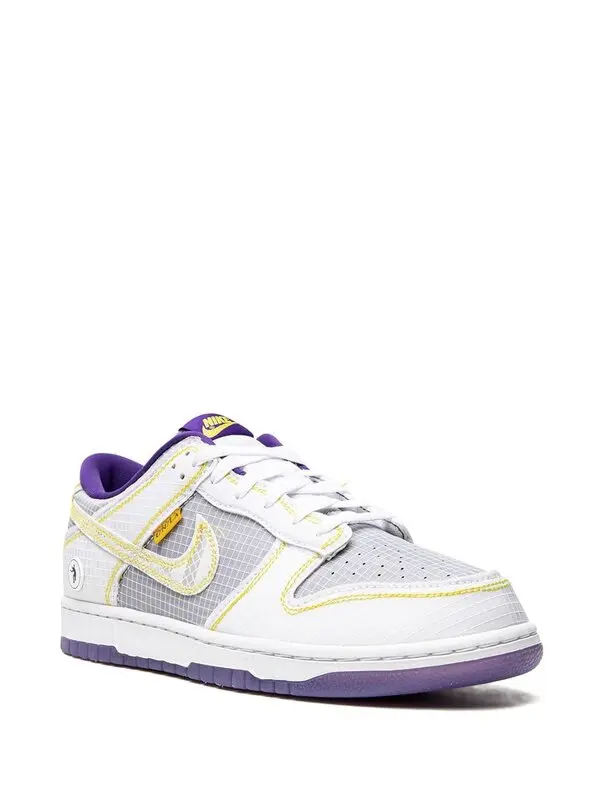 Nike X Union Dunk Low Passport Pack Sneakers - Grey