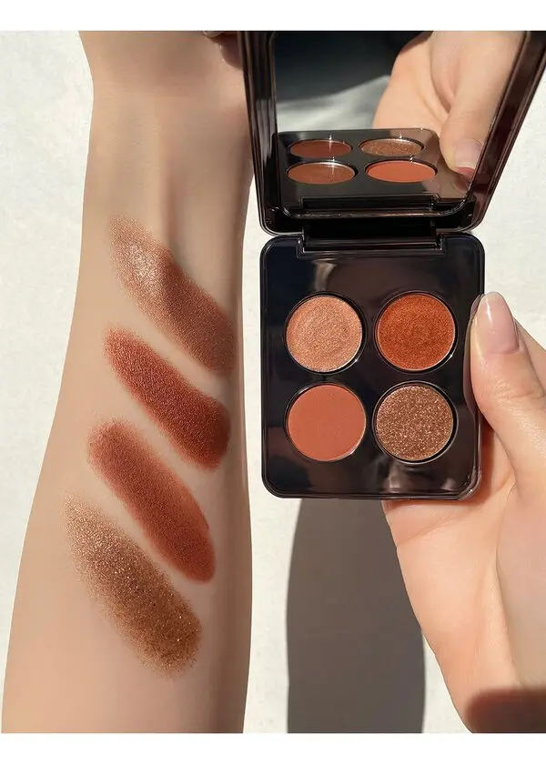 ROEN Eyes On Me Eyeshadow Palette