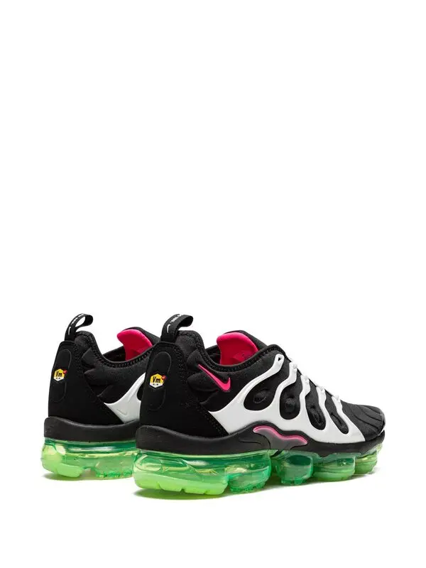 Nike Air Vapormax Plus Sneakers - Black