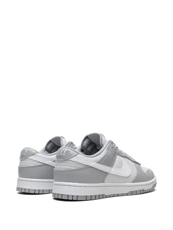 Nike Dunk Low Retro Sneakers