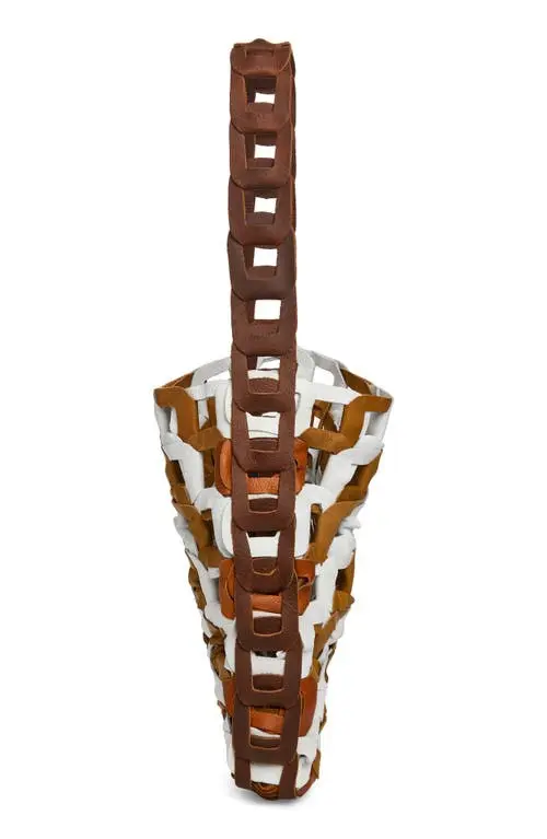 SC103 Medium Links Leather Tote - Easel