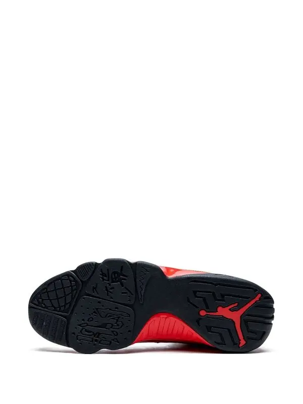 JORDAN Air Retro Chile Sneakers - Red