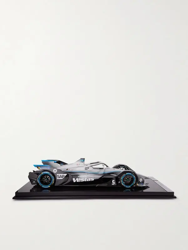 AMALGAM COLLECTION Mercedes-benz Eq Arrow 01 1:8 Model Car