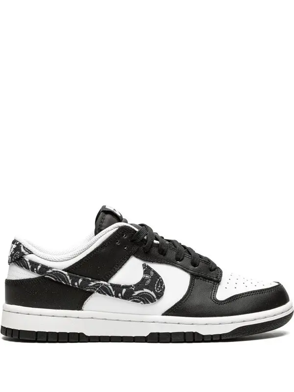 Nike Dunk Low Ess Sneakers
