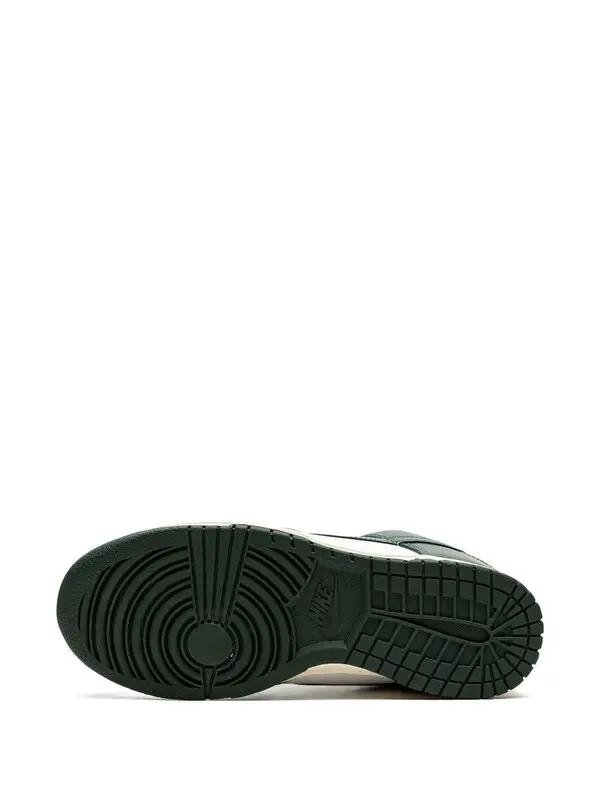 Nike Dunk Low Vintage Sneakers - Green