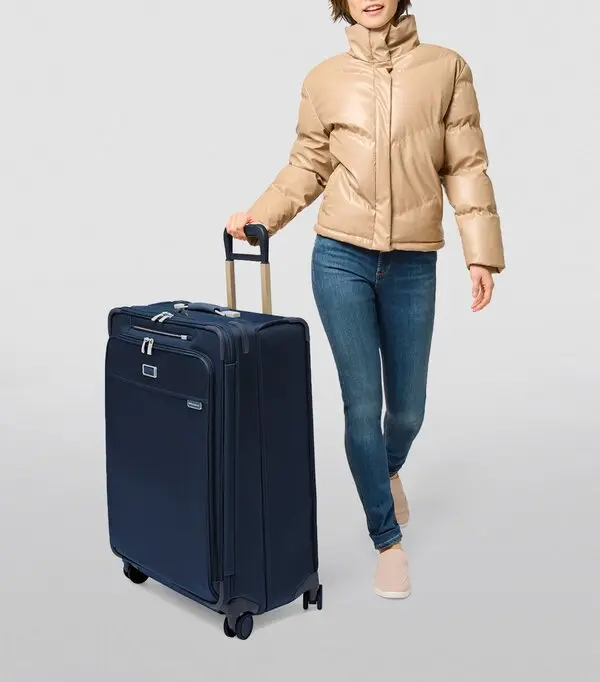 Briggs & Riley Baseline Expandable Spinner Suitcase - Navy