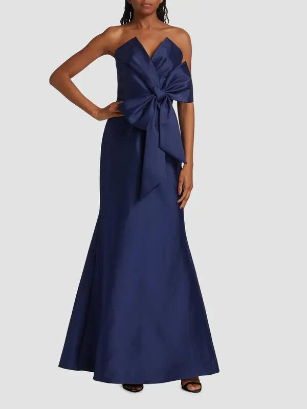 Badgley Mischka Strapless Bow Gown