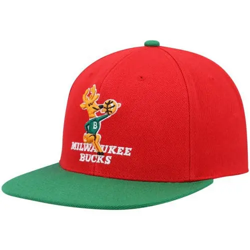 Mitchell & Ness Milwaukee Bucks Hardwood Classics Snapback Hat
