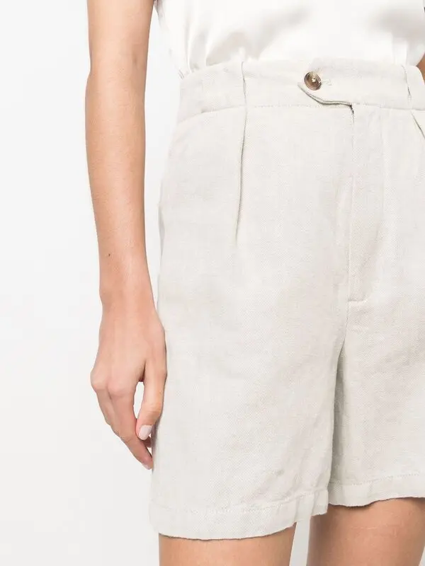 Closed High-waisted Pleated Shorts