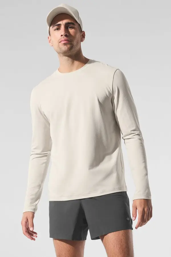 Alo Yoga Conquer Reform Crewneck Long Sleeve Top - Bone