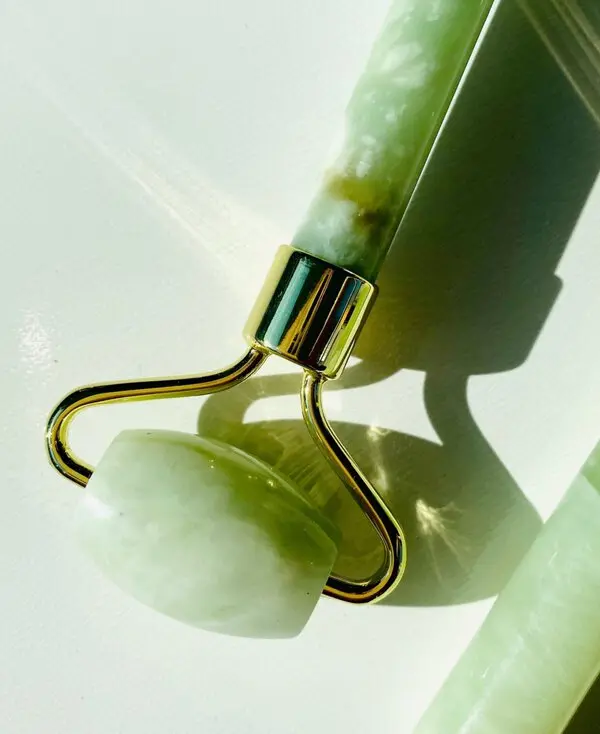 SOLARIS LABORATORIES NY Jade Facial Roller