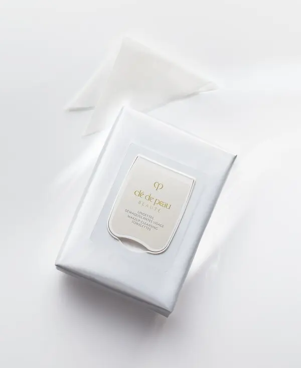 CLE DE PEAU BEAUTE Makeup Cleansing Towelettes
