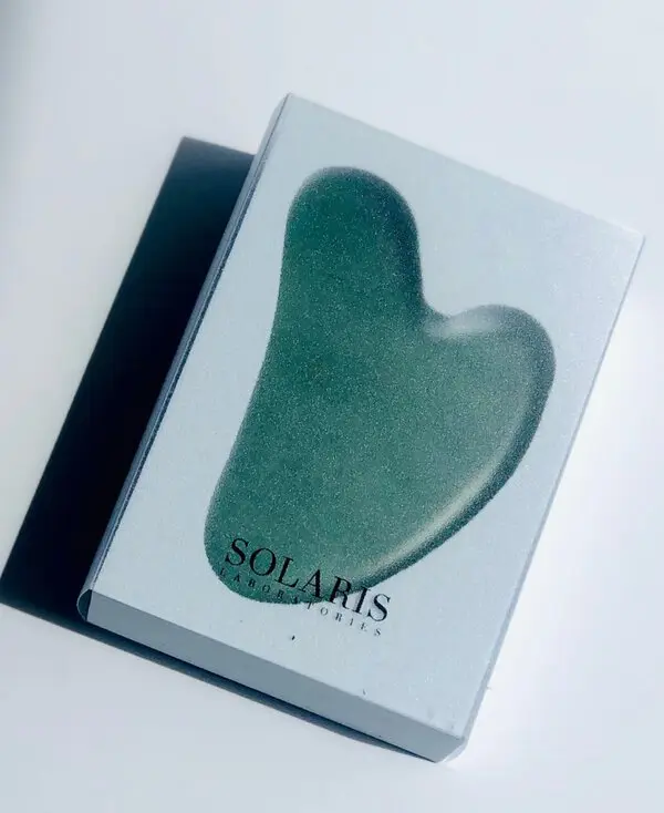 SOLARIS LABORATORIES NY Jade Face Sculpting Tool