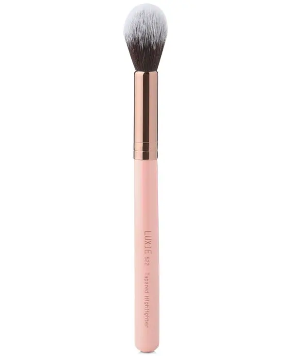 LUXIE 522 Tapered Highlighter Brush - Rose Gold