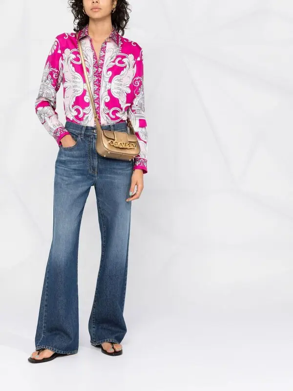 Valentino Garavani Vlogo Chain Leather Shoulder Bag
